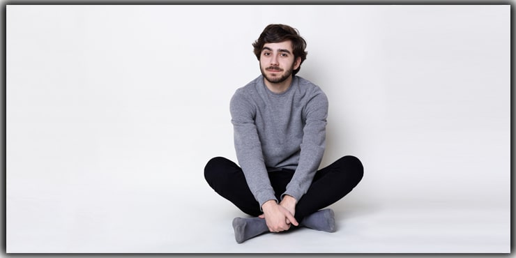 20 Best Male Poses Ideas For Portrait Photographers